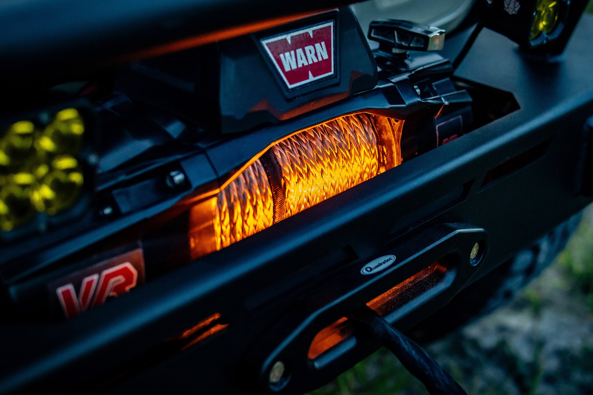 Quadratec RES-Q Premium Winch Fairlead LED Light Bracket | Quadratec